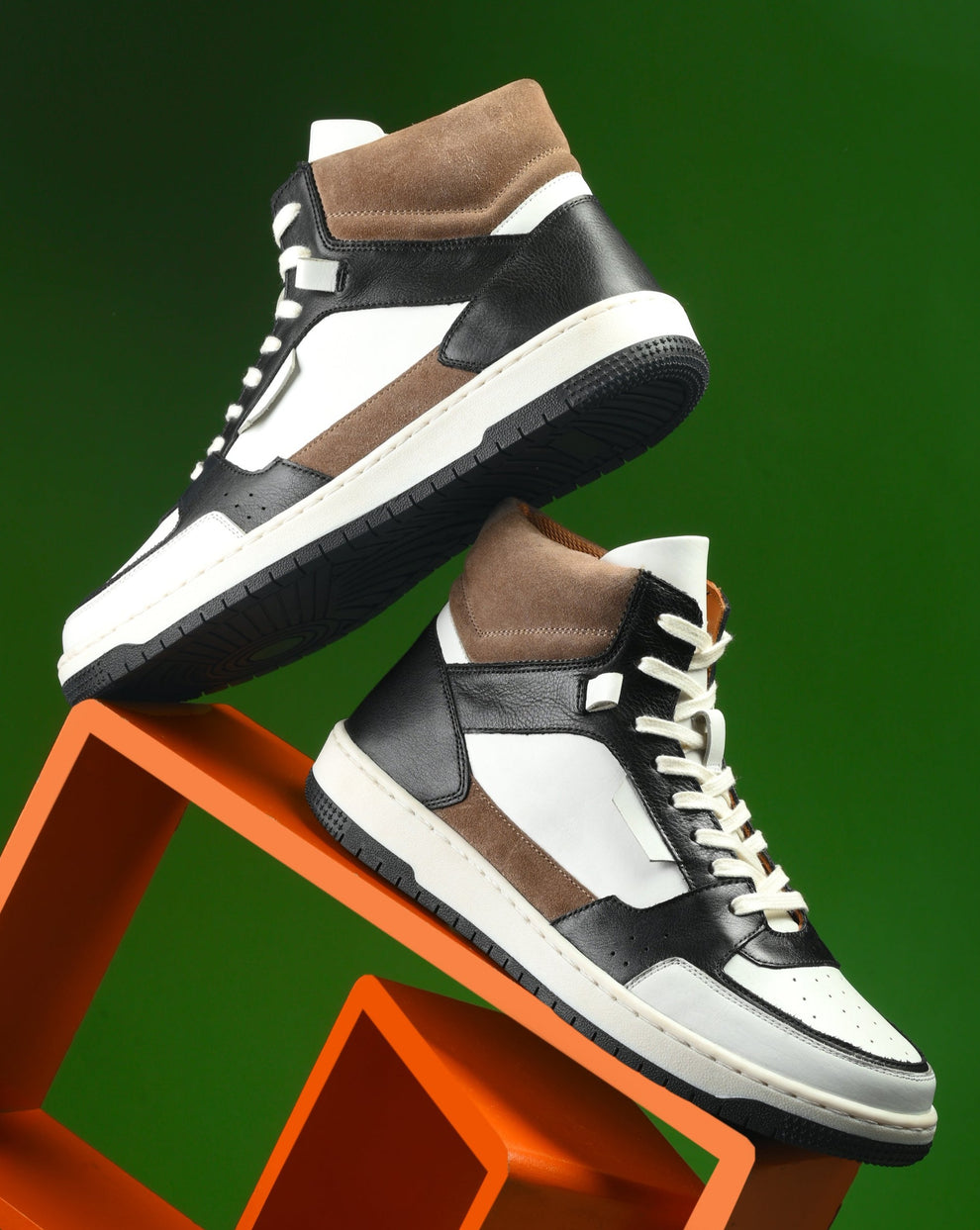 White Retro Kicks – overdriveshoes